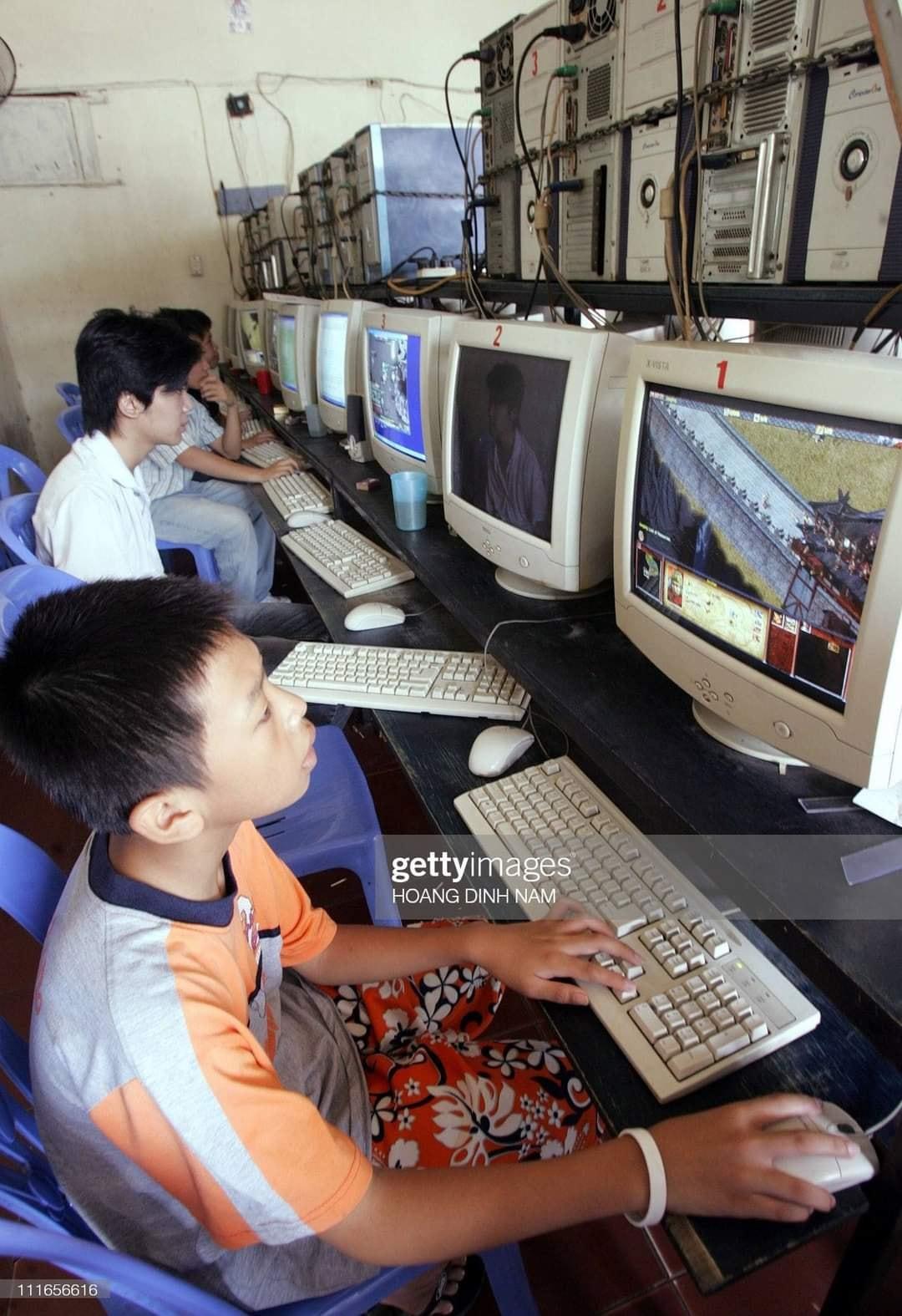 Bồi Hồi Với Chùm ảnh Quán Net Những Năm 2000 - Game Cuối