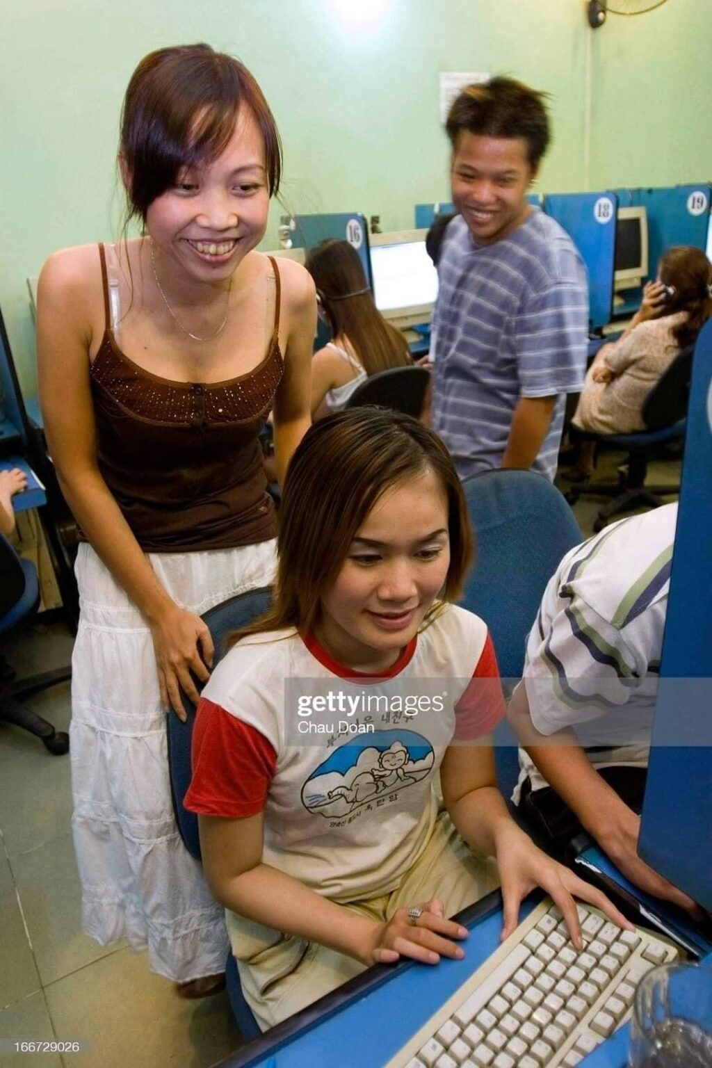 Bồi Hồi Với Chùm ảnh Quán Net Những Năm 2000 - Game Cuối